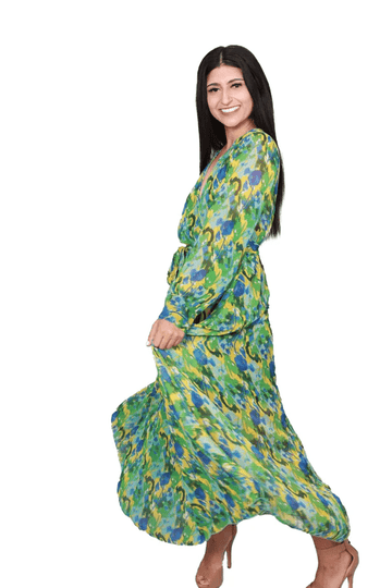 Classy (and sometimes a bit sassy) Dresses – The Flawless Closet